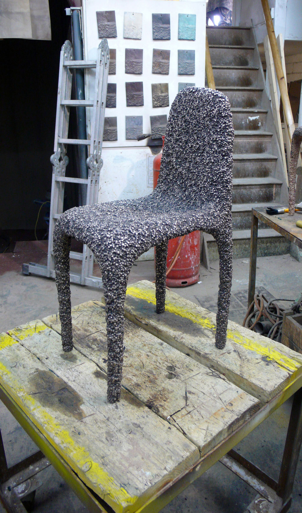 035 – Bronze Poly Chair